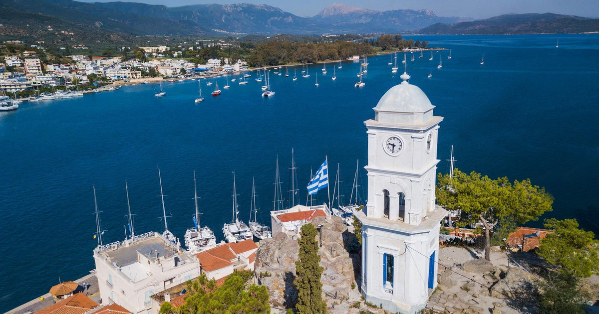 Poros Island. Three destinations in one journey | sf.gr